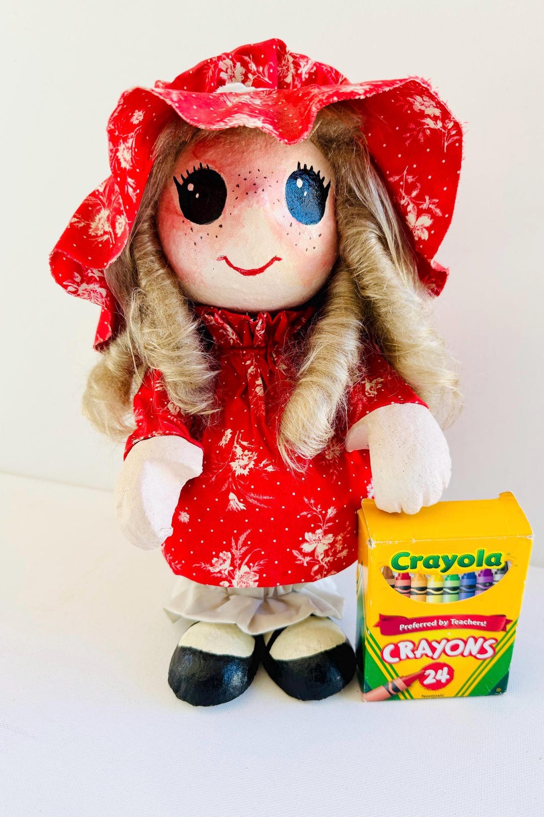 Handmade Vintage Paper Mache Girl Doll, Dip-n-drape, Kitschy Sunbonnet ...