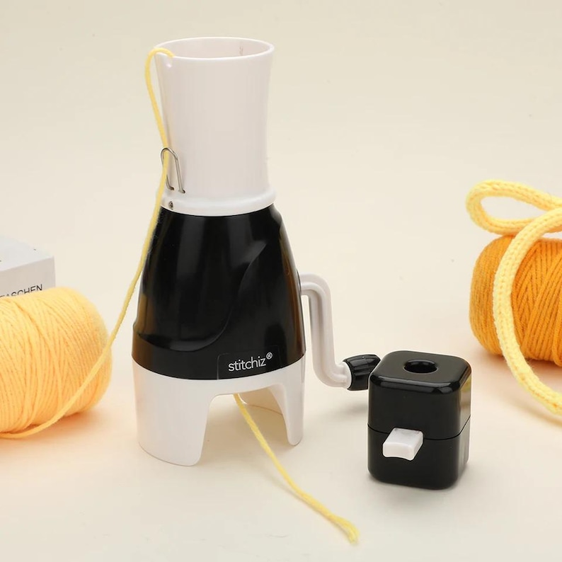 Portable Hand Knitting Machine – Manual Yarn Rope Knit Loom Spool ...