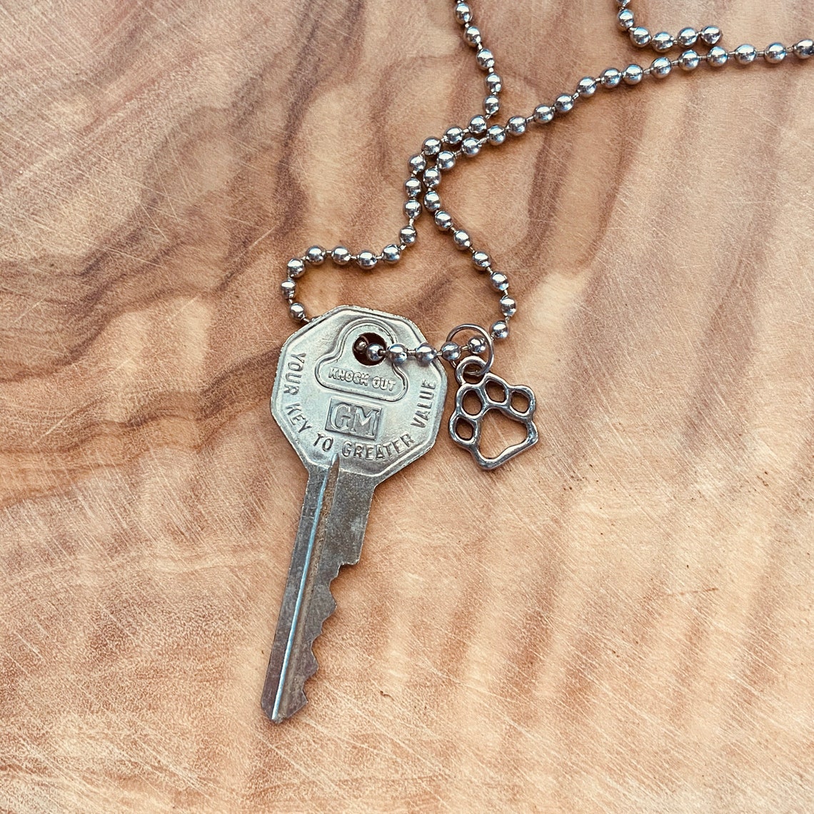 Vintage General Motors Key Necklace Chevy Necklace Camaro - Etsy