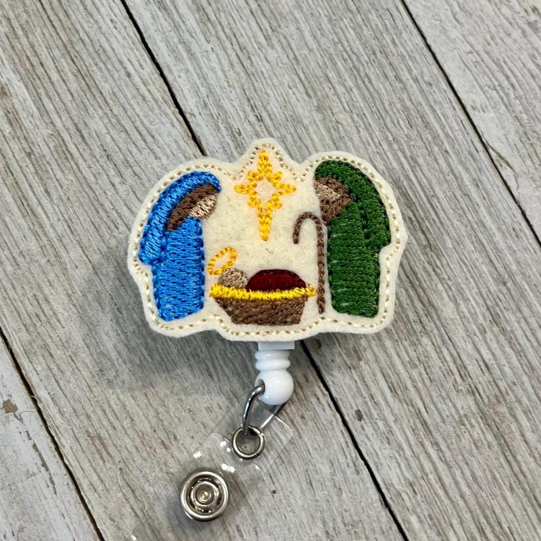 Nativity Felt Badge Reel: Manger Scene ID Holder - Etsy