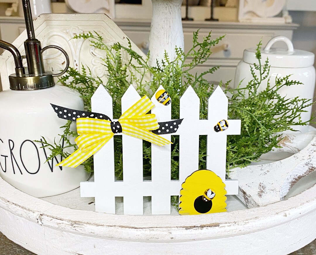 Mini BEE HIVE Fence With Tiny Bees. Mini Fence for Tiered Tray ...