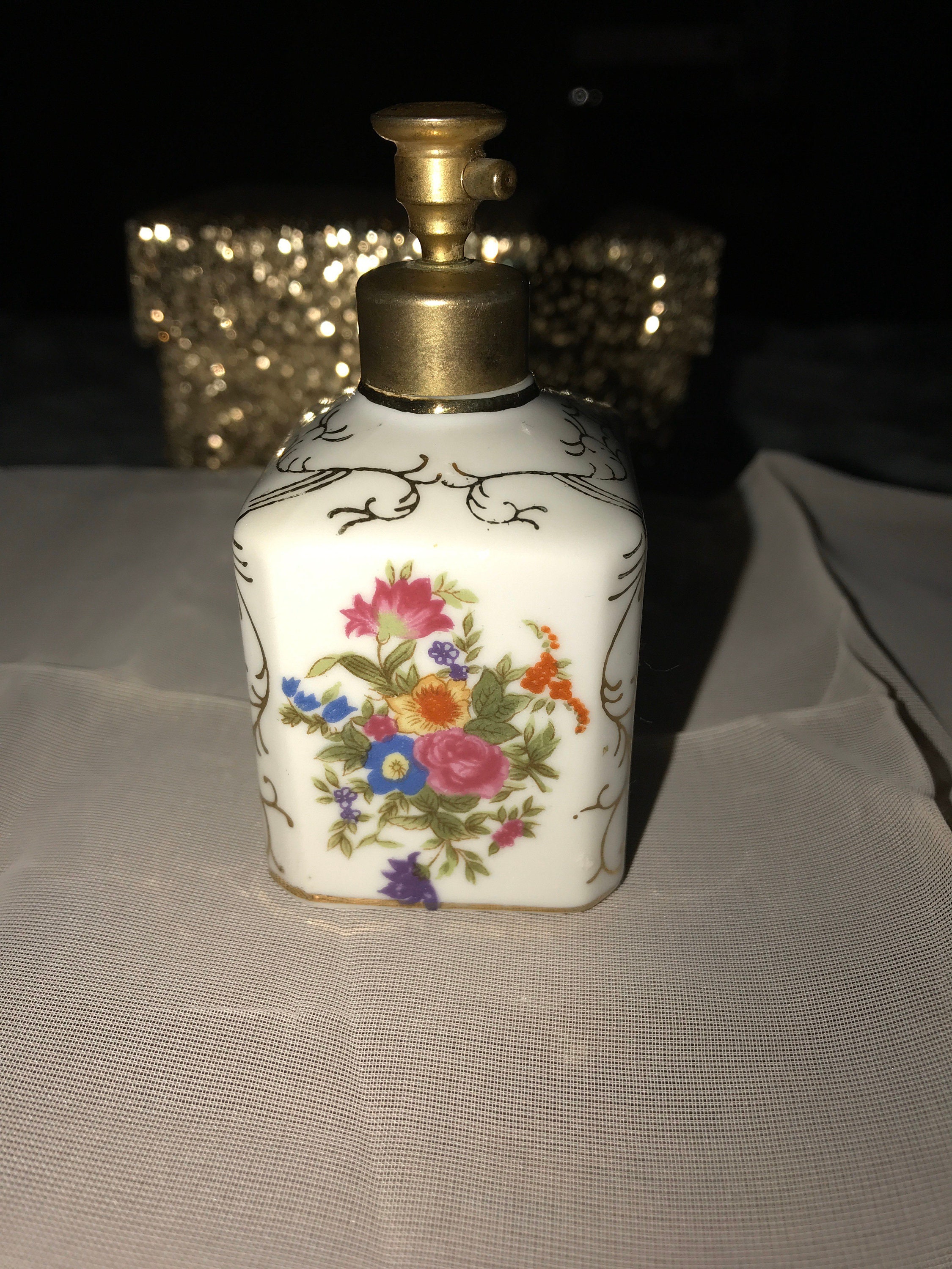 Vintage Irice Porcelain Perfume Bottle. Perfume Bottle. Small Irice ... Vintage Irice Porcelain Perfume Bottle. Perfume Bottle. Small Irice ...