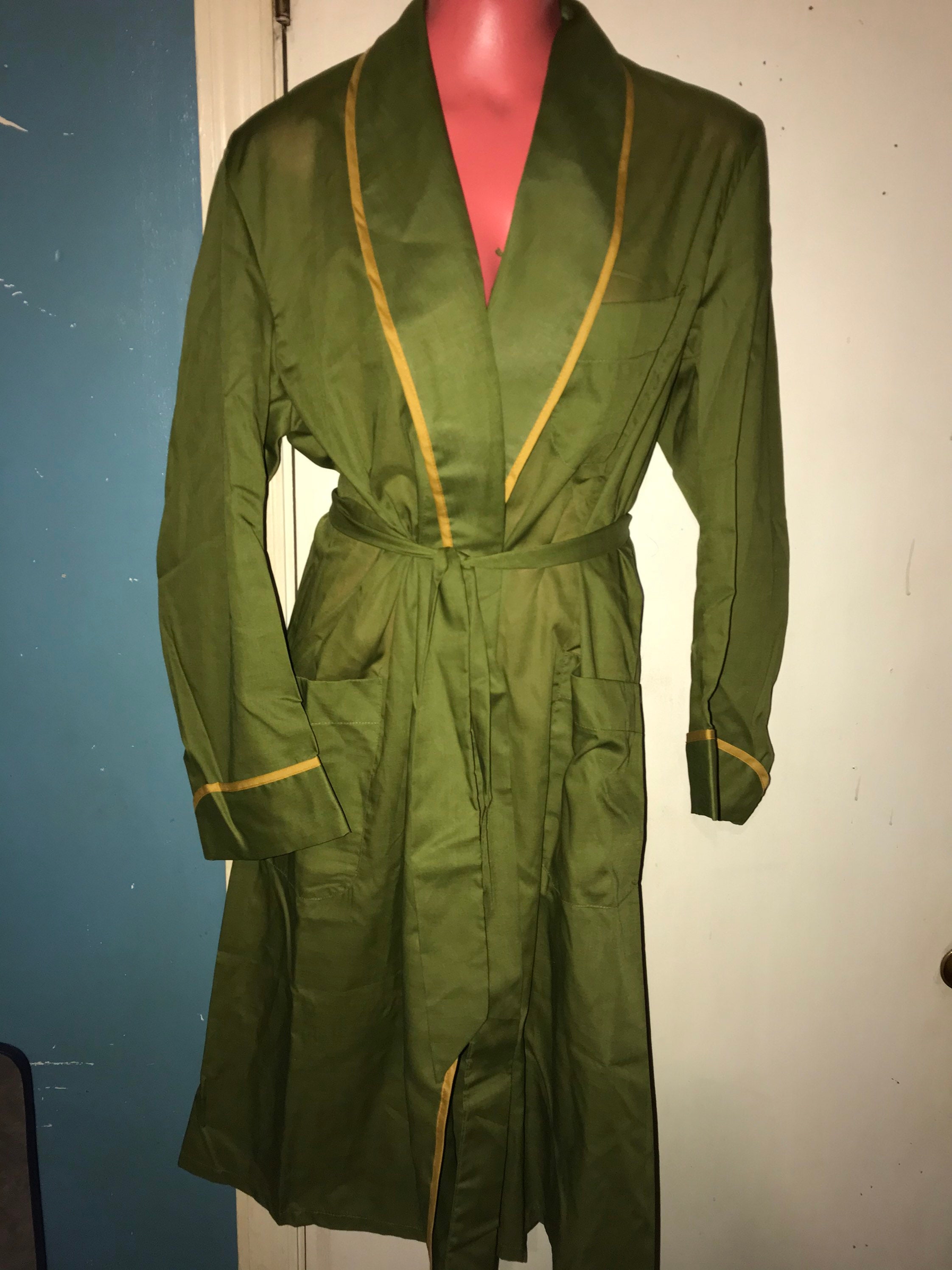 Vintage Men’s NOS Regal Robe. 1950’s NWT Green with Gold Robe. Men’s ...