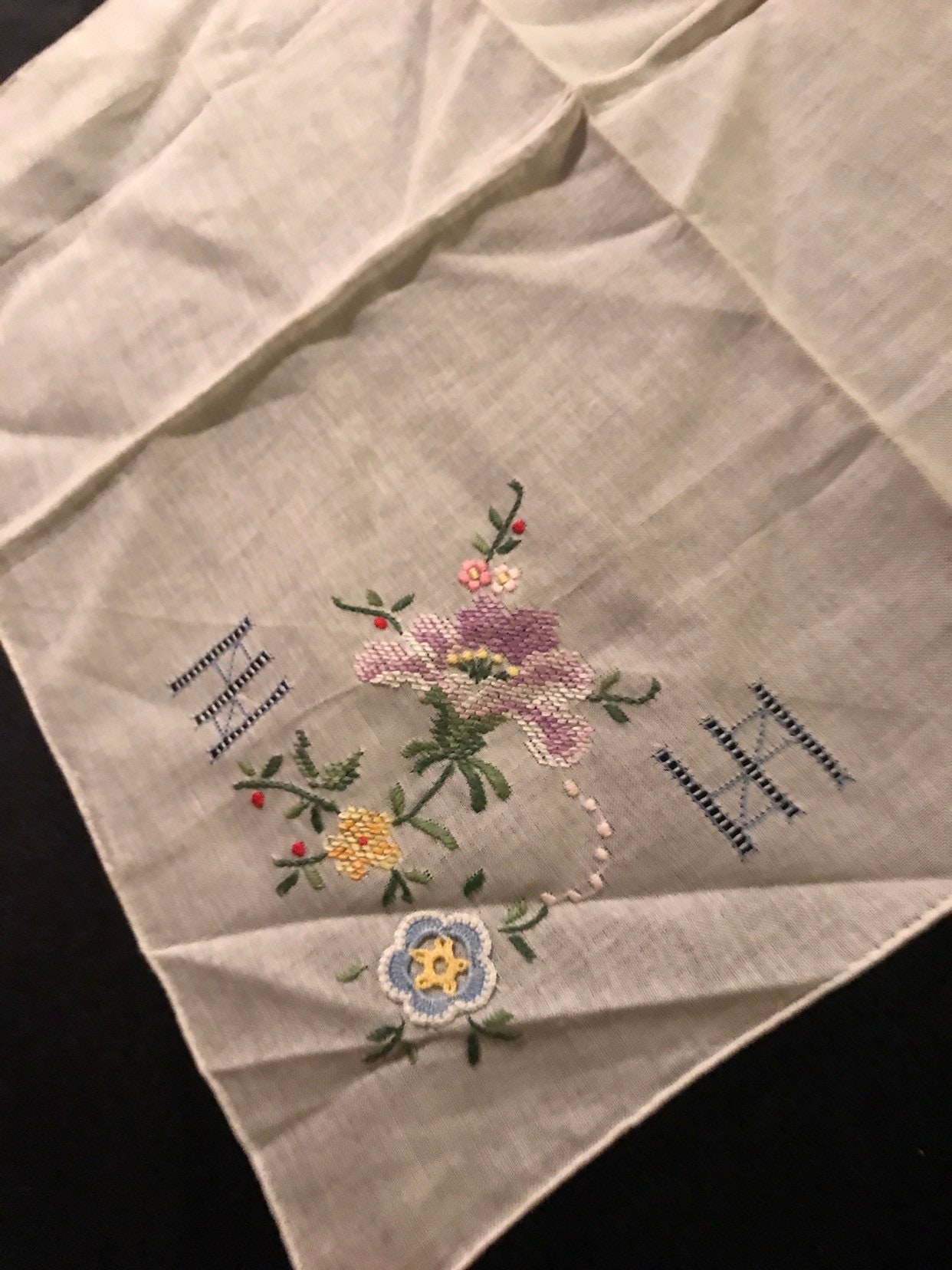 Vintage White Flower Needlepoint Handkerchief. White Embroidered Hankie ...