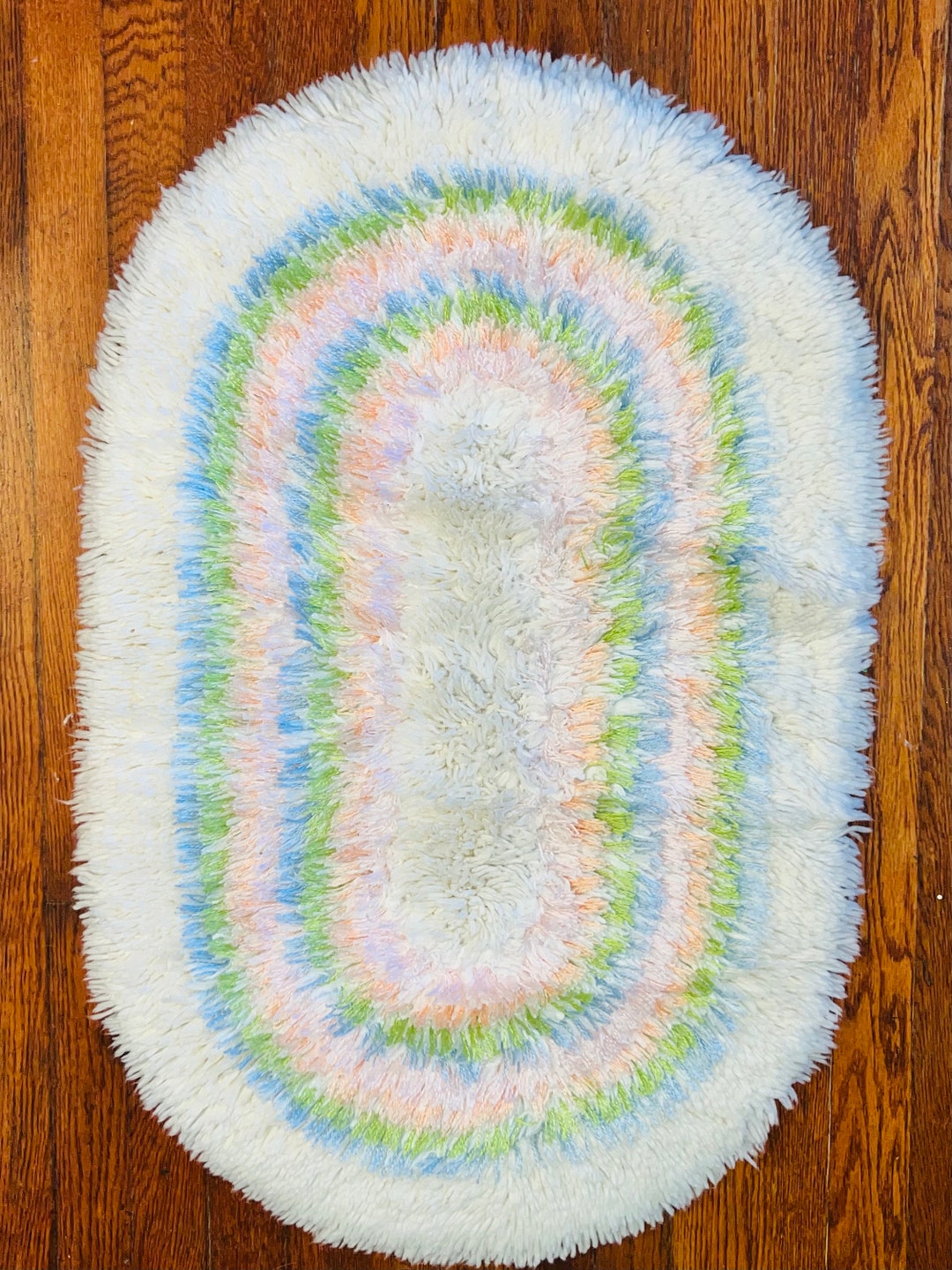Vintage 1980s Oval Shag Bathroom Rug, True Vintage - Etsy