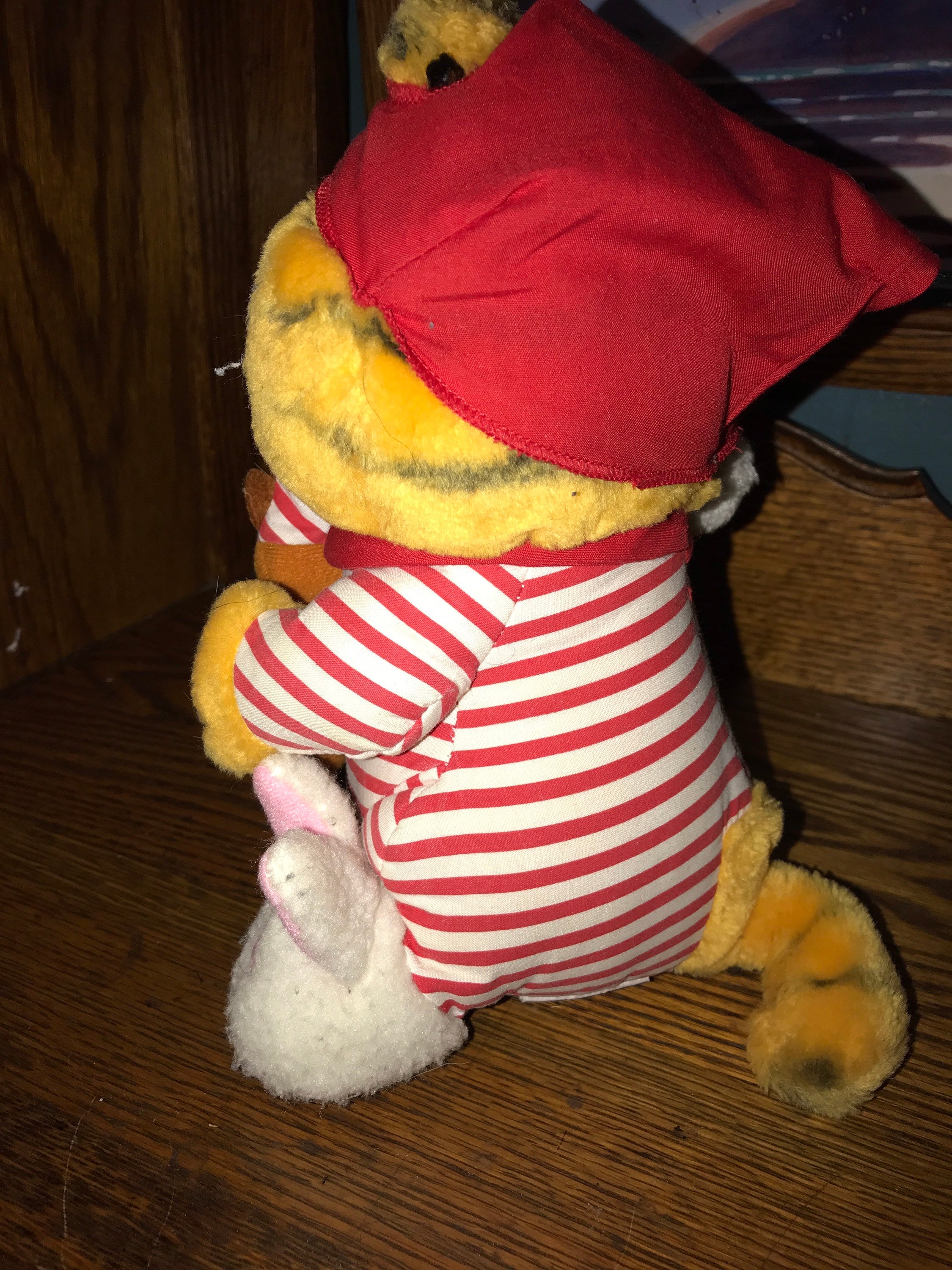 Vintage Garfield Stuffed Cat. Sleeping Pajama Garfield. Vintage Bedtime ...