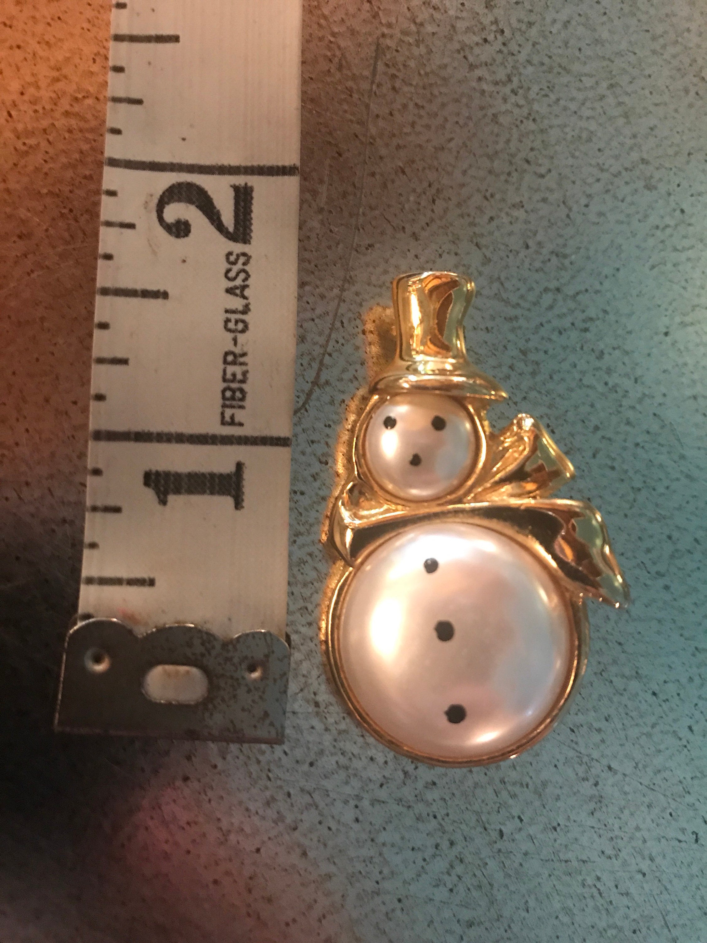 Vintage Christmas Snowman Pin. Christmas Brooch. Pearl Snowman Brooch ...