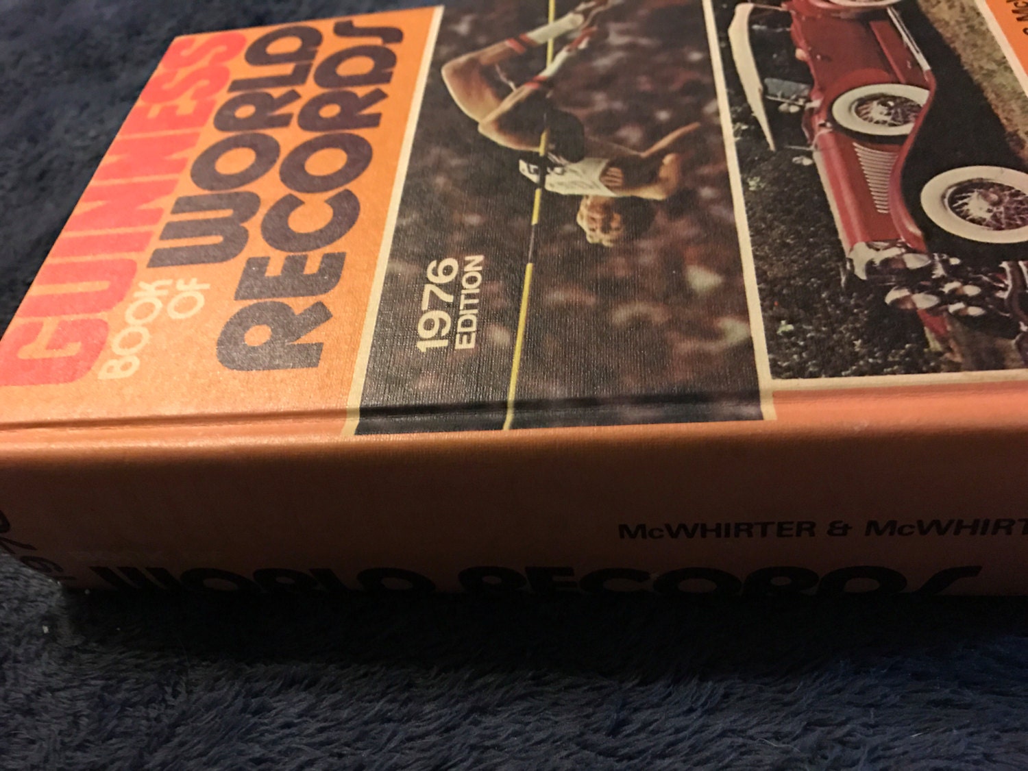 1976 Guinness Book of World Records. World Records Book. Vintage Book.