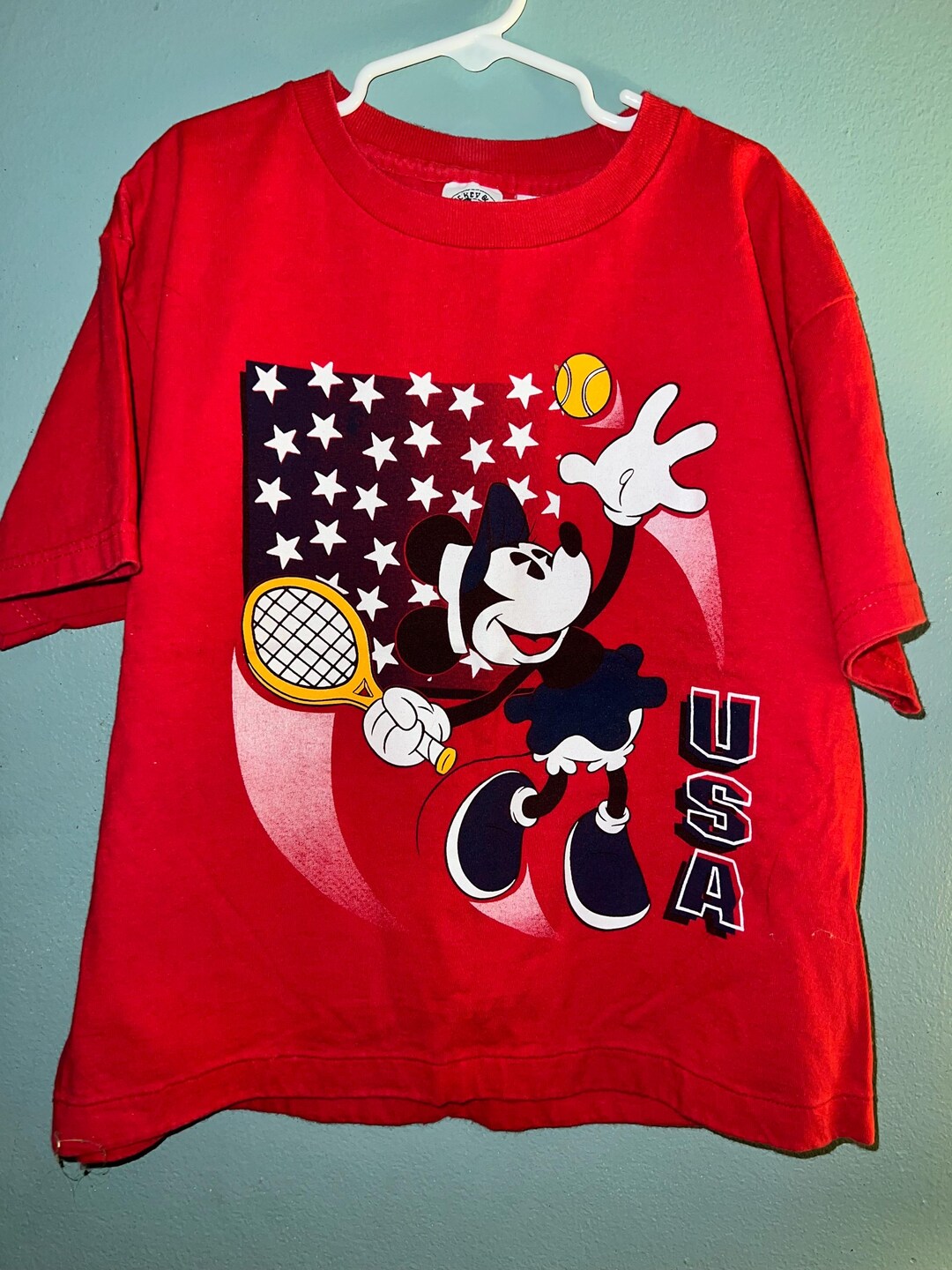 Vintage 1990’s Kid’s Red Minnie Mouse Tennis USA T-shirt, Size Medium ...