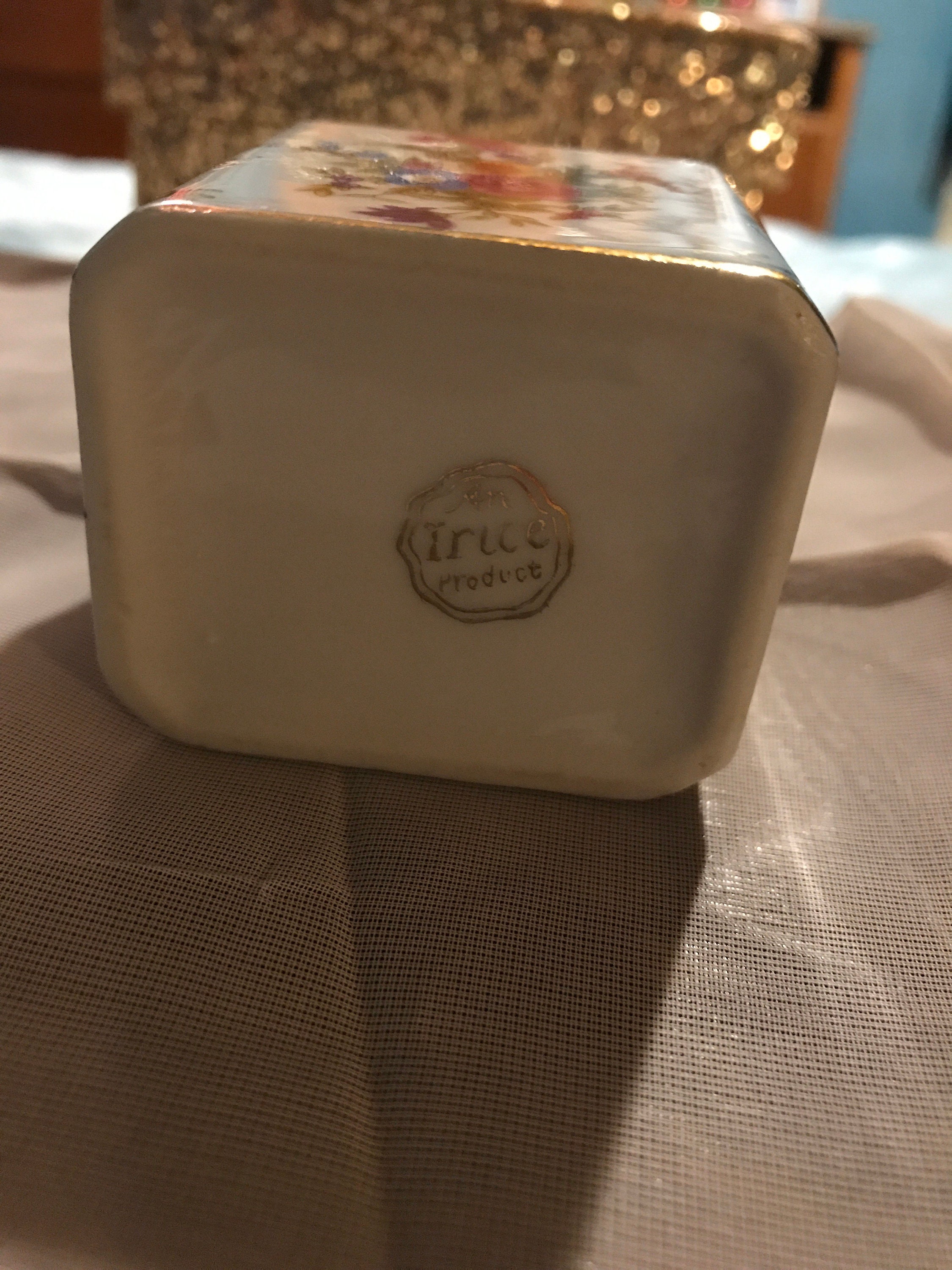 Vintage Irice Porcelain Perfume Bottle. Perfume Bottle. Small Irice ... Vintage Irice Porcelain Perfume Bottle. Perfume Bottle. Small Irice ...