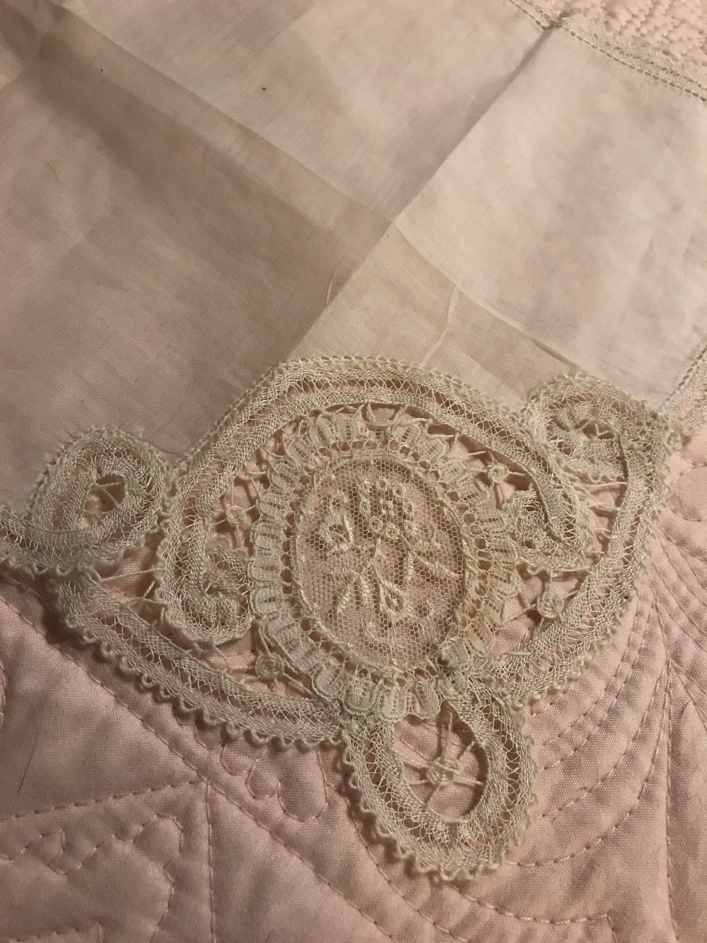 Vintage White Lace Handkerchief. White Hankie. Lace Handkerchief ... Vintage White Lace Handkerchief. White Hankie. Lace Handkerchief ...