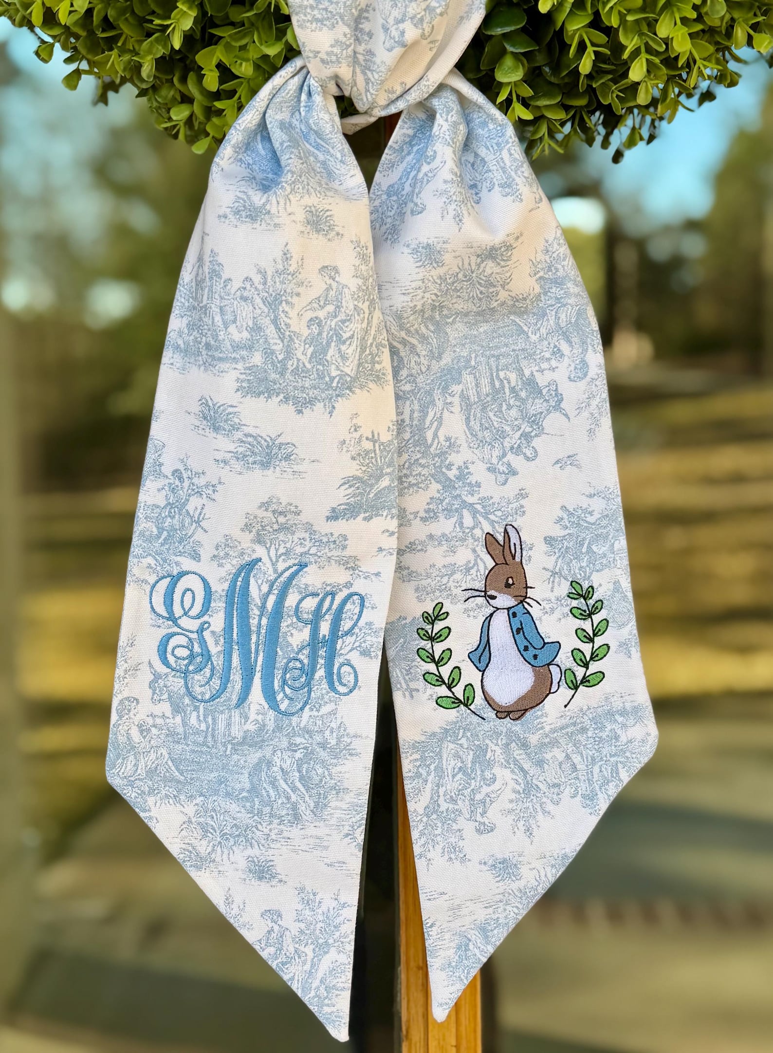 Peter Rabbit Wreath Sash. Blue Toile Sash. Boxwood Wreath. - Etsy