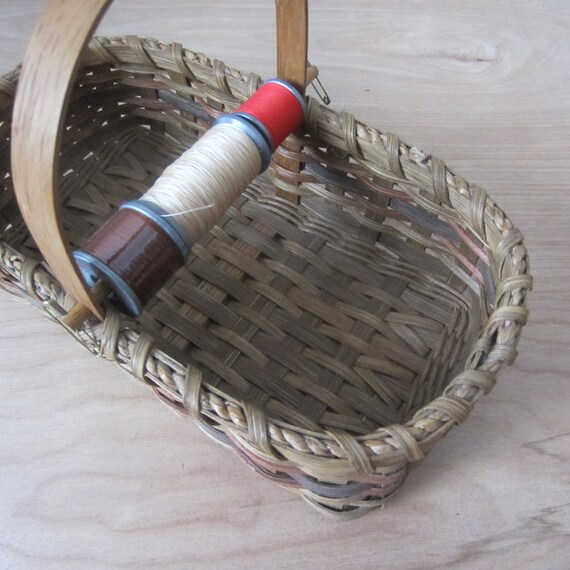 Unique Spool Of Thread Shaped Sewing Basket with Handle Craft Supplies ...