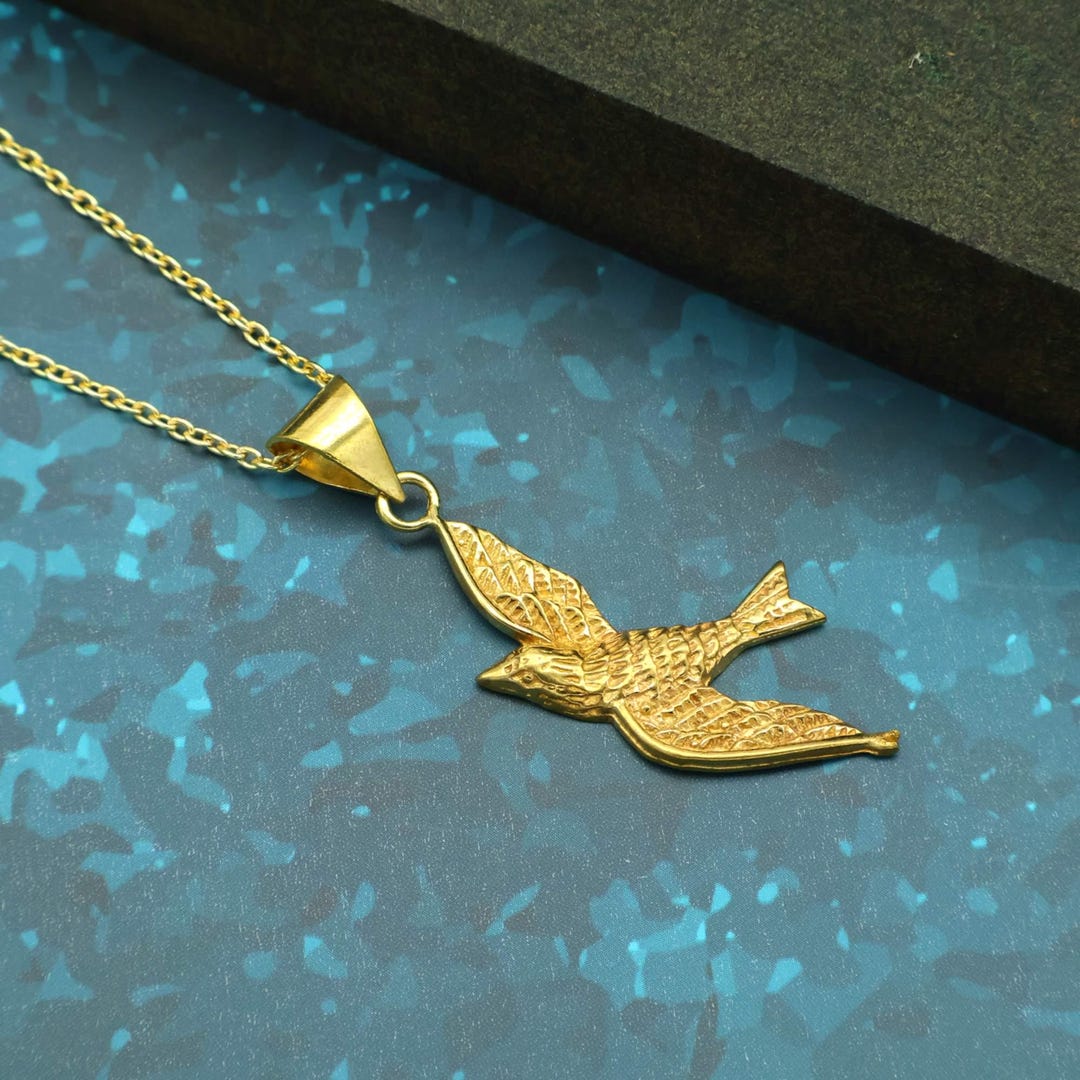 Gold Flying Bird Pendant Necklace | Minimalist Bird Charm Necklace for ...