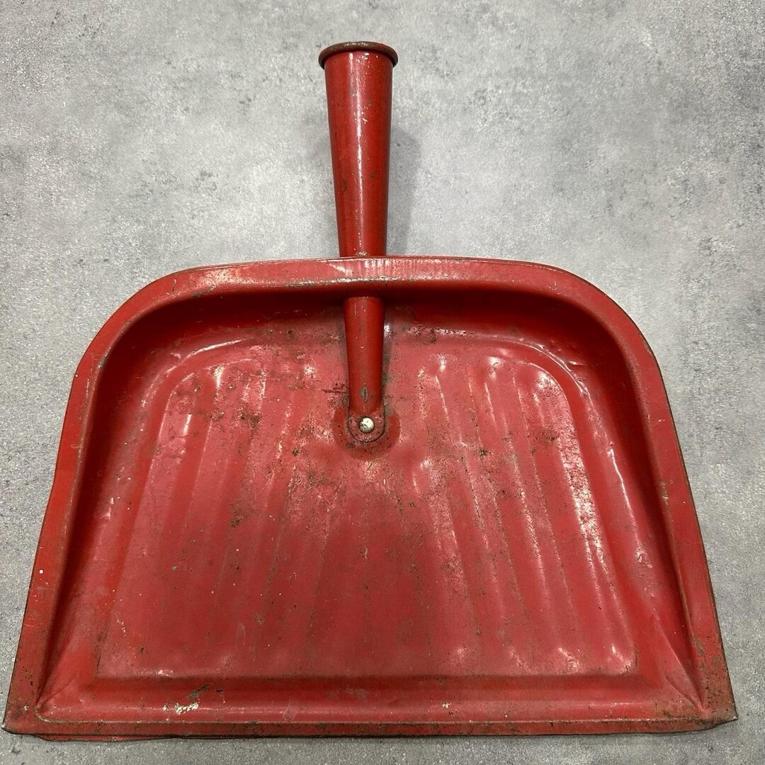 Vintage Metal Industrial Dust Pan Dustpan Red Rusty Farmhouse USA - Etsy