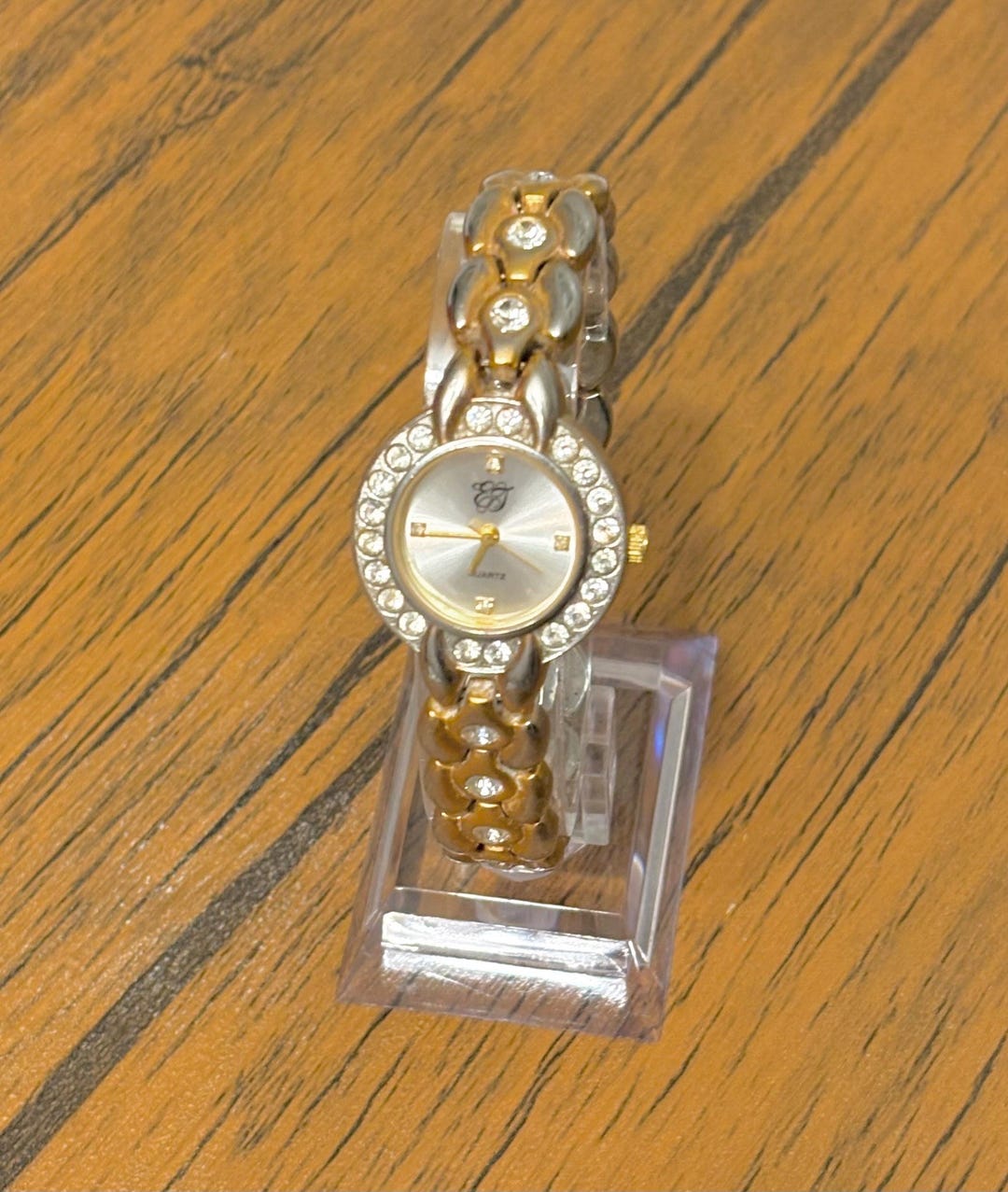 Vintage Elizabeth Taylor Brand Quartz Fashion Watch With Rhinestone ...