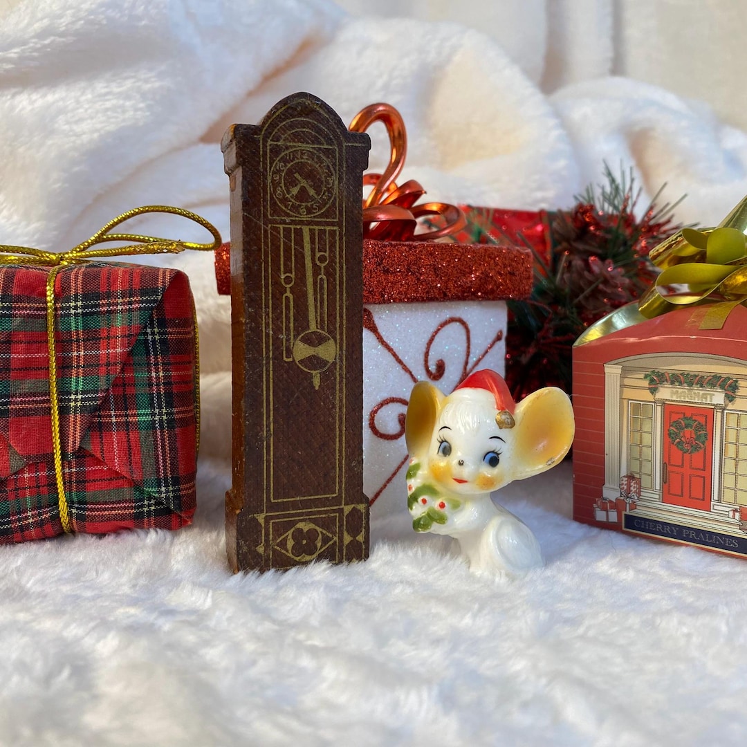 Vintage Hickory Dickory Dock Mouse & Grandfather Clock Set – Napco ...