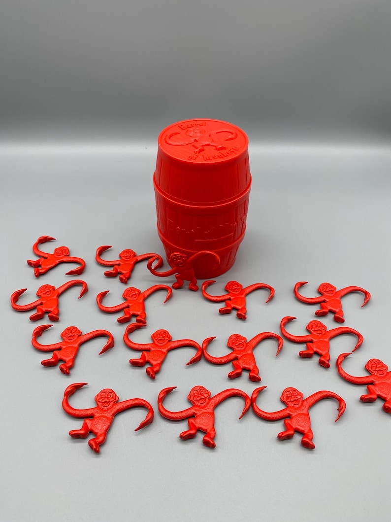 1989 Barrel of Monkeys Game – Complete Set With 15 Red Monkeys & Barrel ...