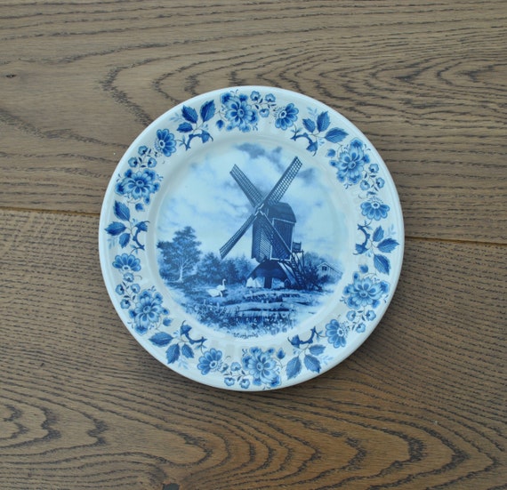 Blue and White China Boch Belgium Delft China Dutch Scene Plates Delft ...