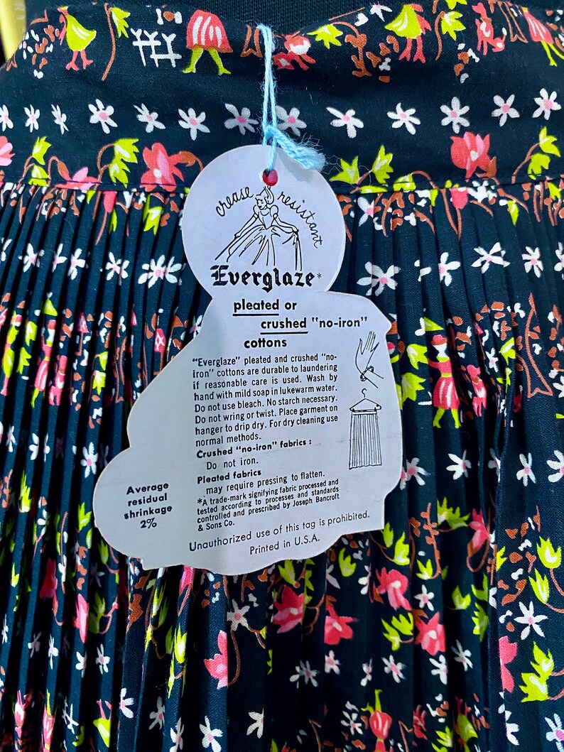 50's Electric CHARTREUSE Tiny Little People Vintage Apron - Etsy