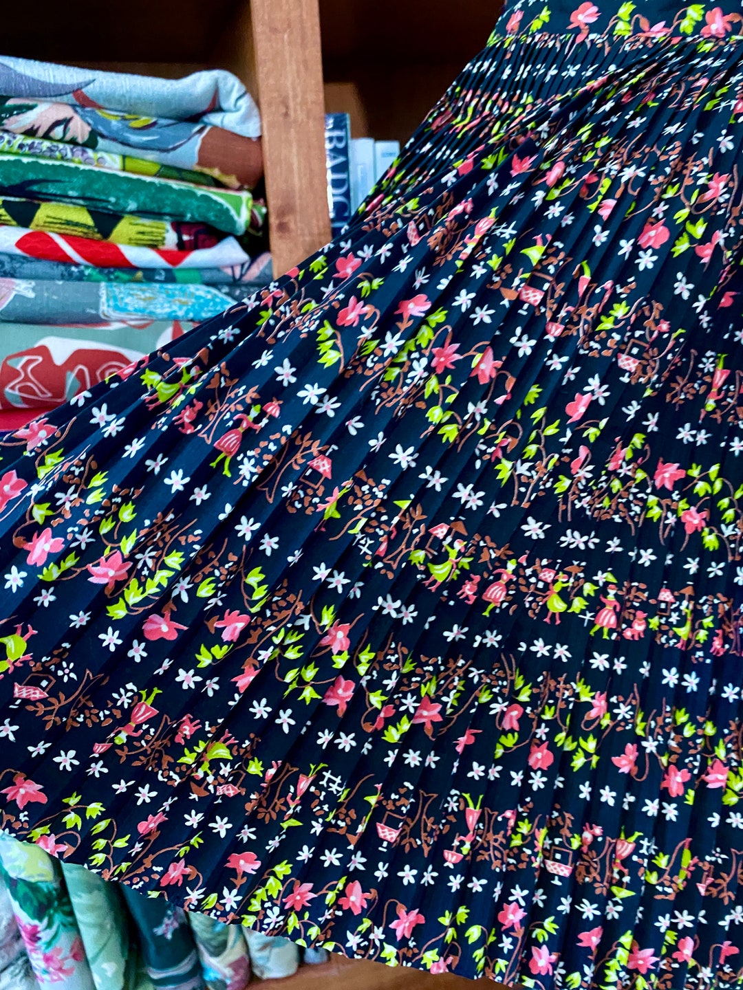 50's Electric CHARTREUSE Tiny Little People Vintage Apron W/ TAGS ...