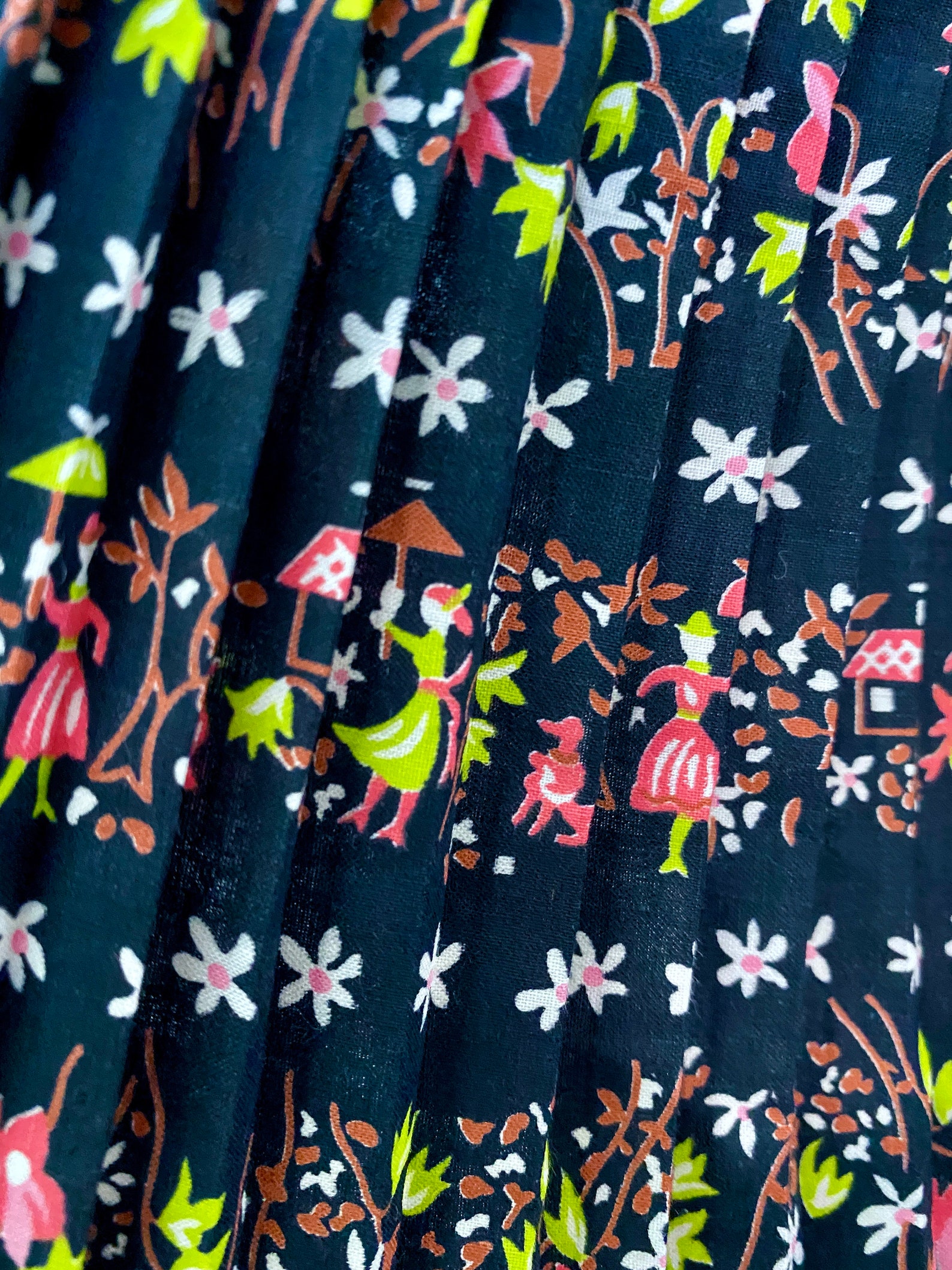 50's Electric CHARTREUSE Tiny Little People Vintage Apron - Etsy