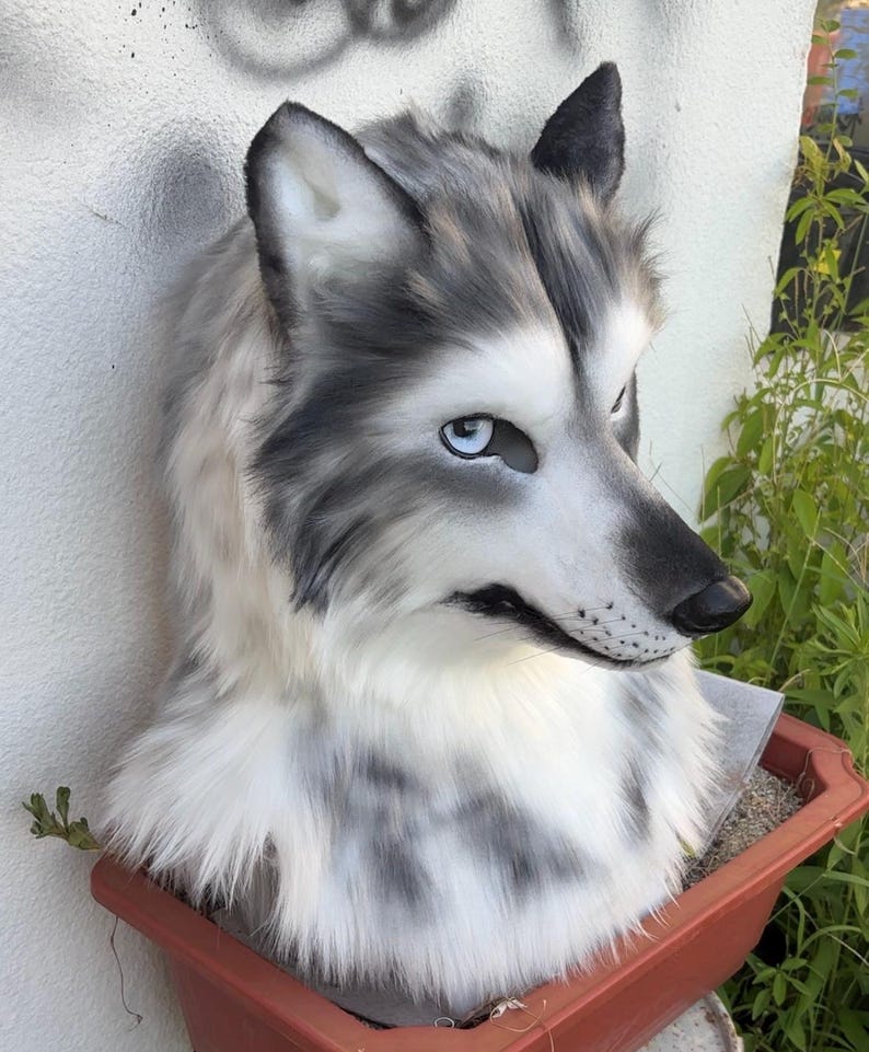 Realistic Fursuit Headpiece Movable Jaw Wolf Head Halloween Costumes ...