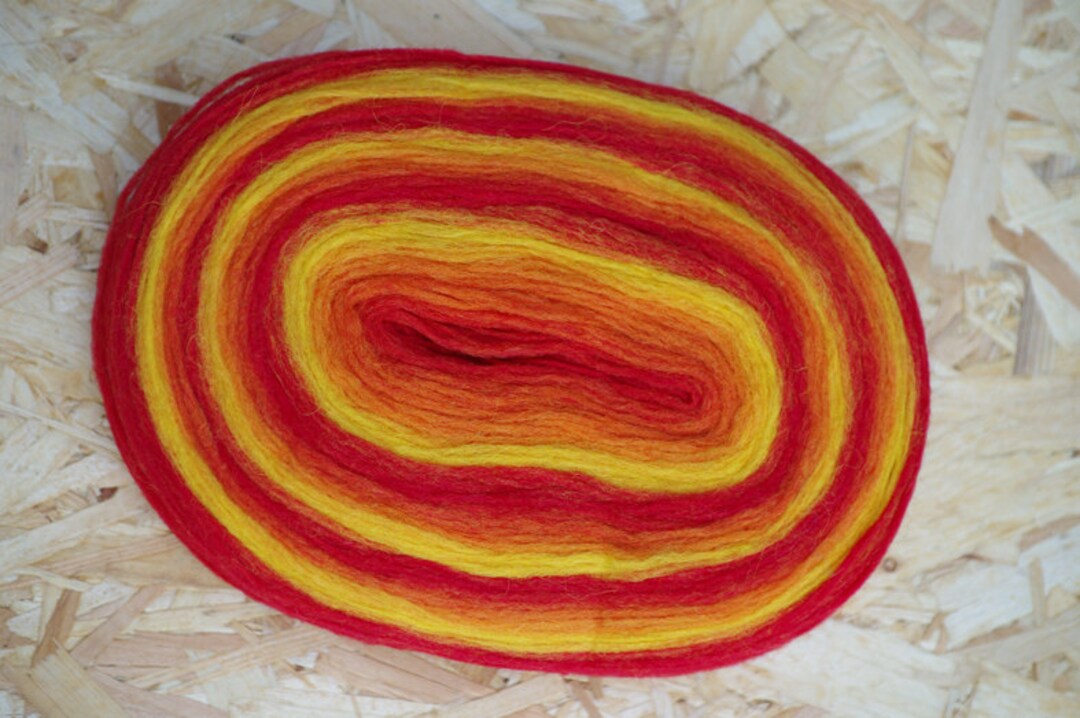 KAUNI Thin Wool Pencil Roving, Spinning or Felting Fiber, Red Orange ...
