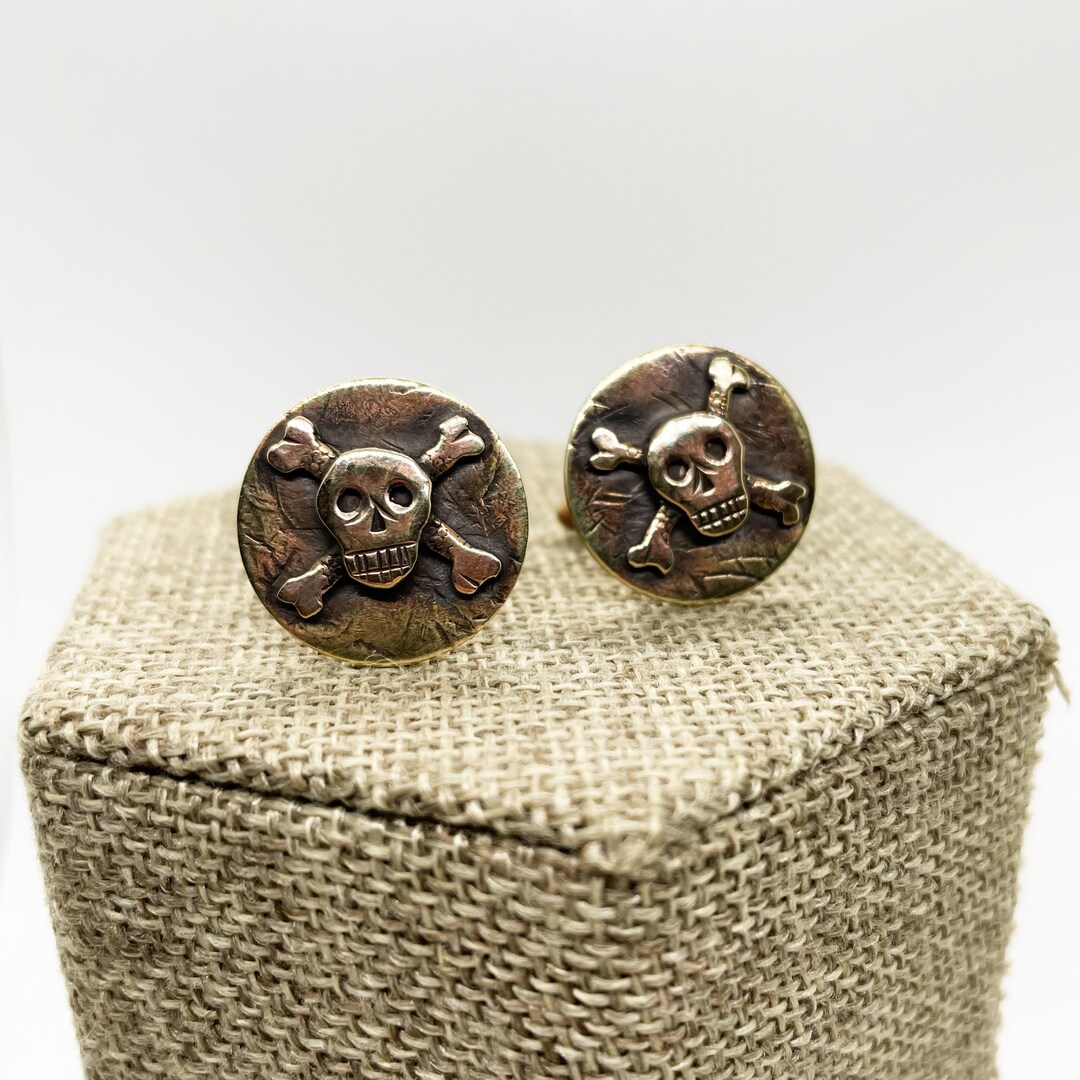 Skull and Crossbones Pirate Cuff Links - Etsy