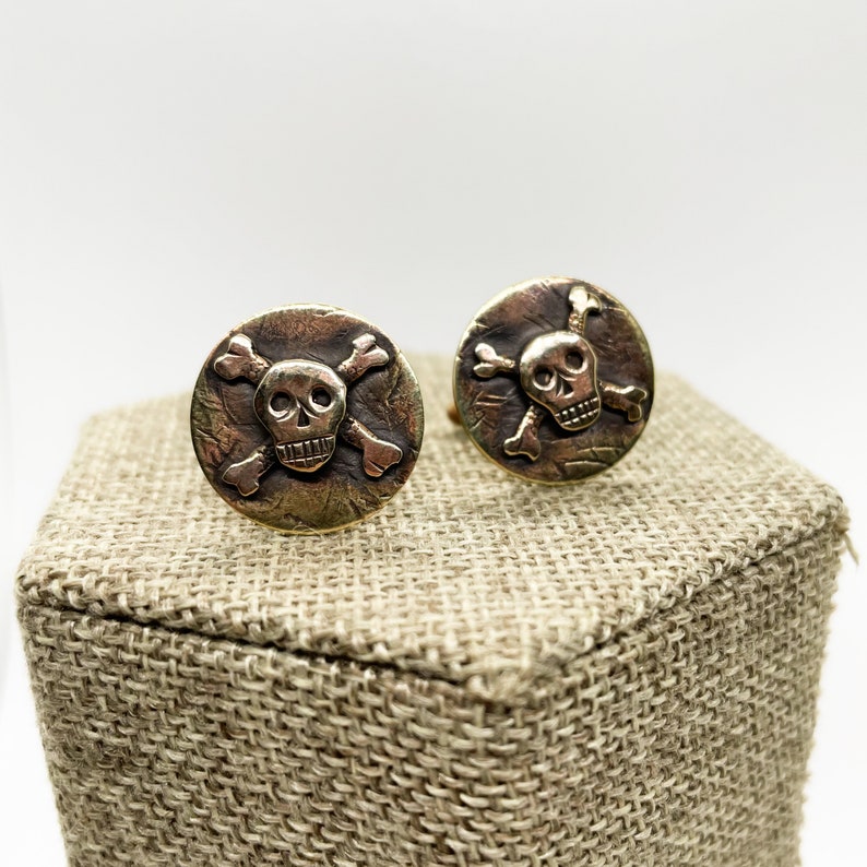 Skull and Crossbones Pirate Cuff Links - Etsy