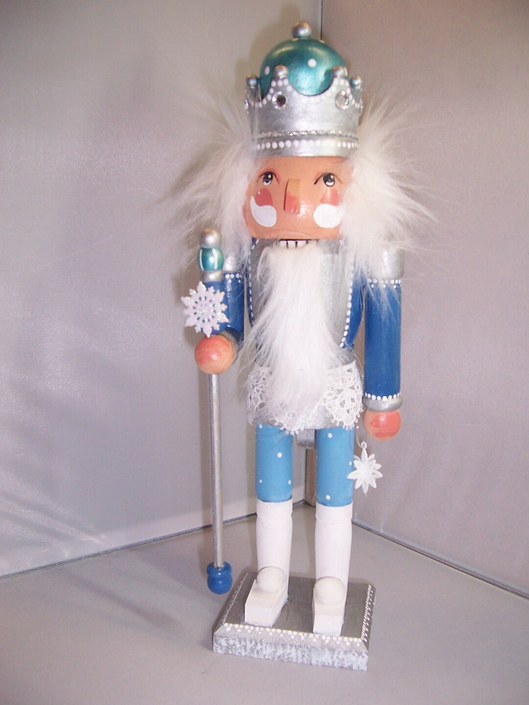 Winter Snow King Hand Painted Nutcracker - Etsy
