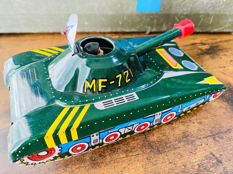 Vintage Chinese Tin Tank MF-721 With Box - "gentle Face" Peek-a-boo ...