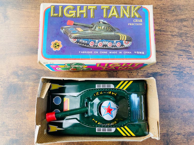 Vintage Chinese Tin Tank MF-721 With Box - "gentle Face" Peek-a-boo ...