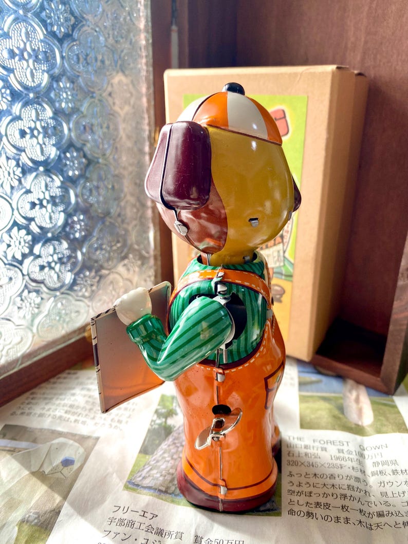 Vintage Tin Toy Newsboy Dog Wind up With Box Working Mechanical Japan ...