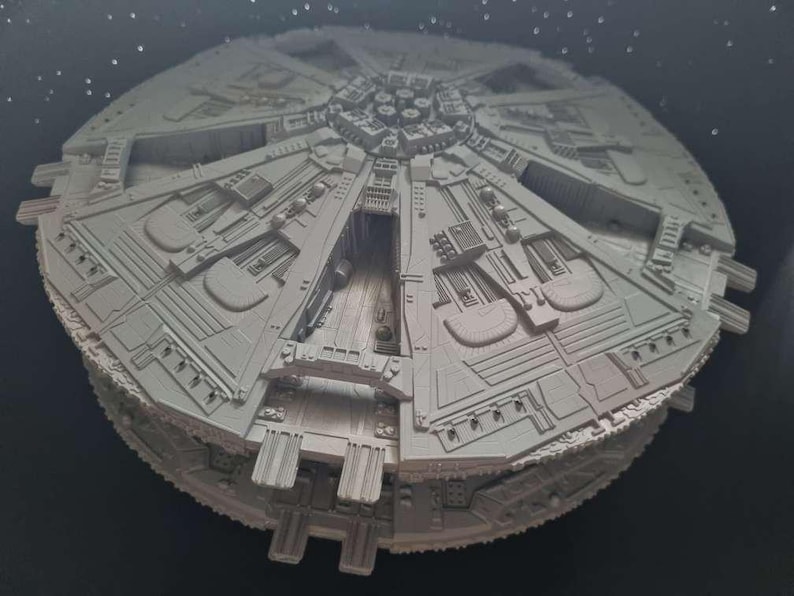 Revell Battlestar Galactica Cylon Basestar Model Kit Assembled ...