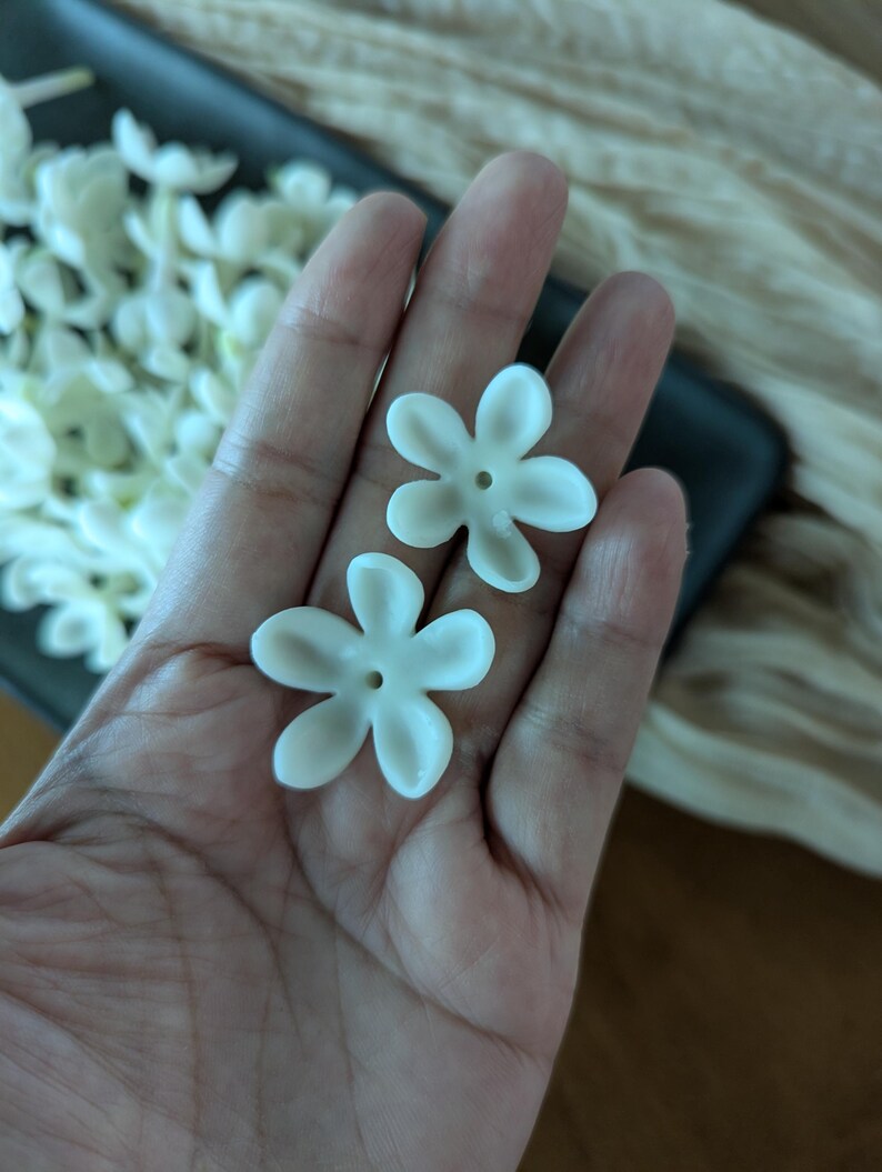 Madagascar Jasmine, Stephanotis Clay Flower Beads, Pikake Lei, Hawaiian ...