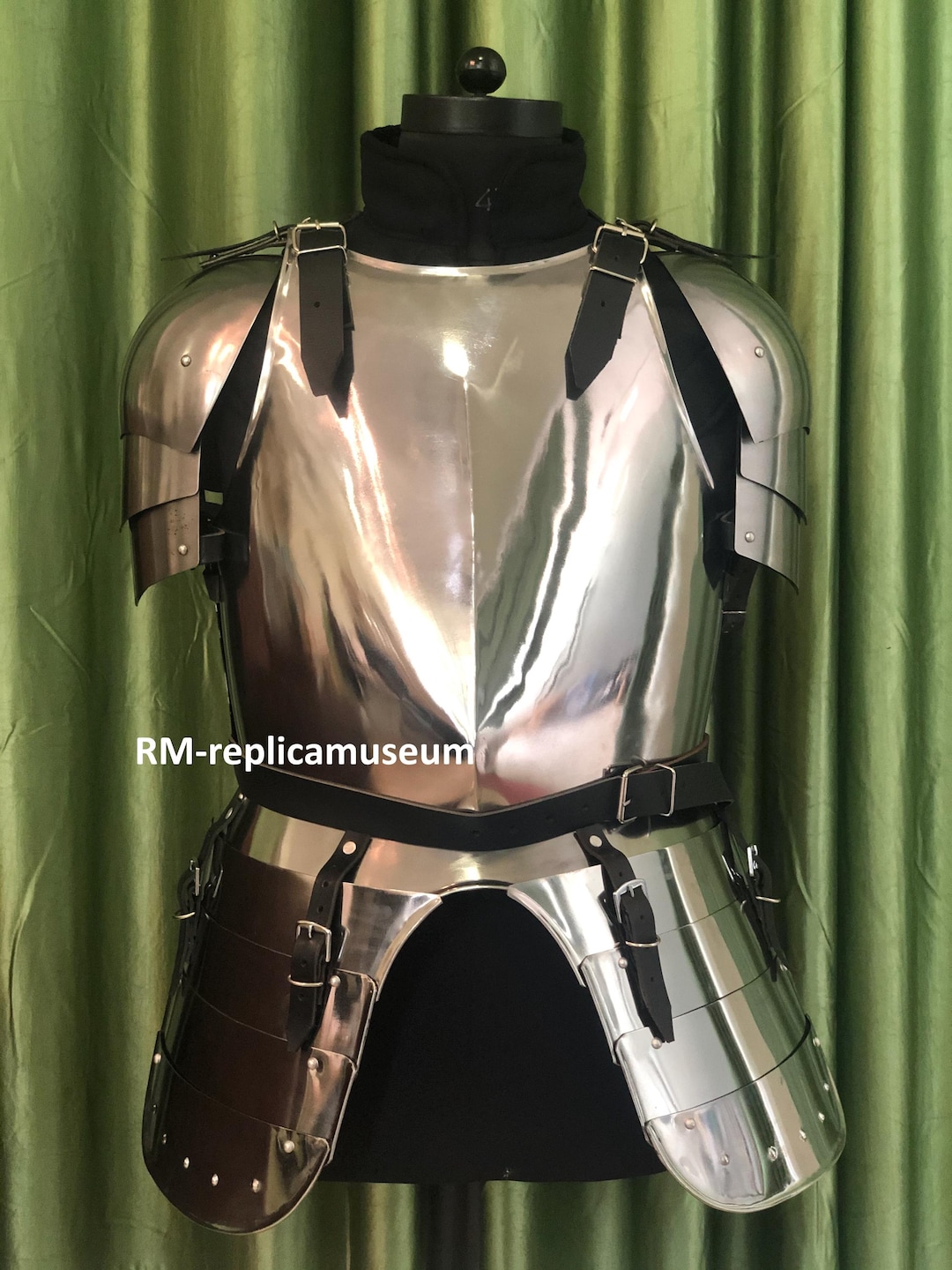 Medieval Knight Armour Breastplate Peascod- 16th Century Italian ...