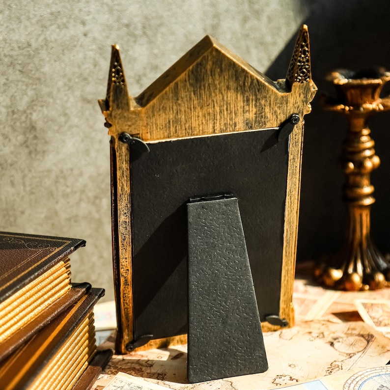 Magic Style Photo Frame, Wizard Magical Frame,custom Wizard Home Decor ...