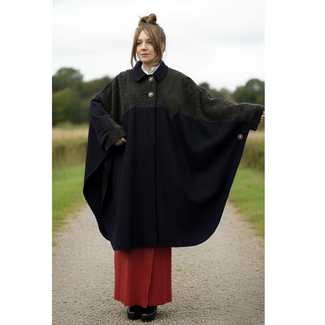 Trachten Cape