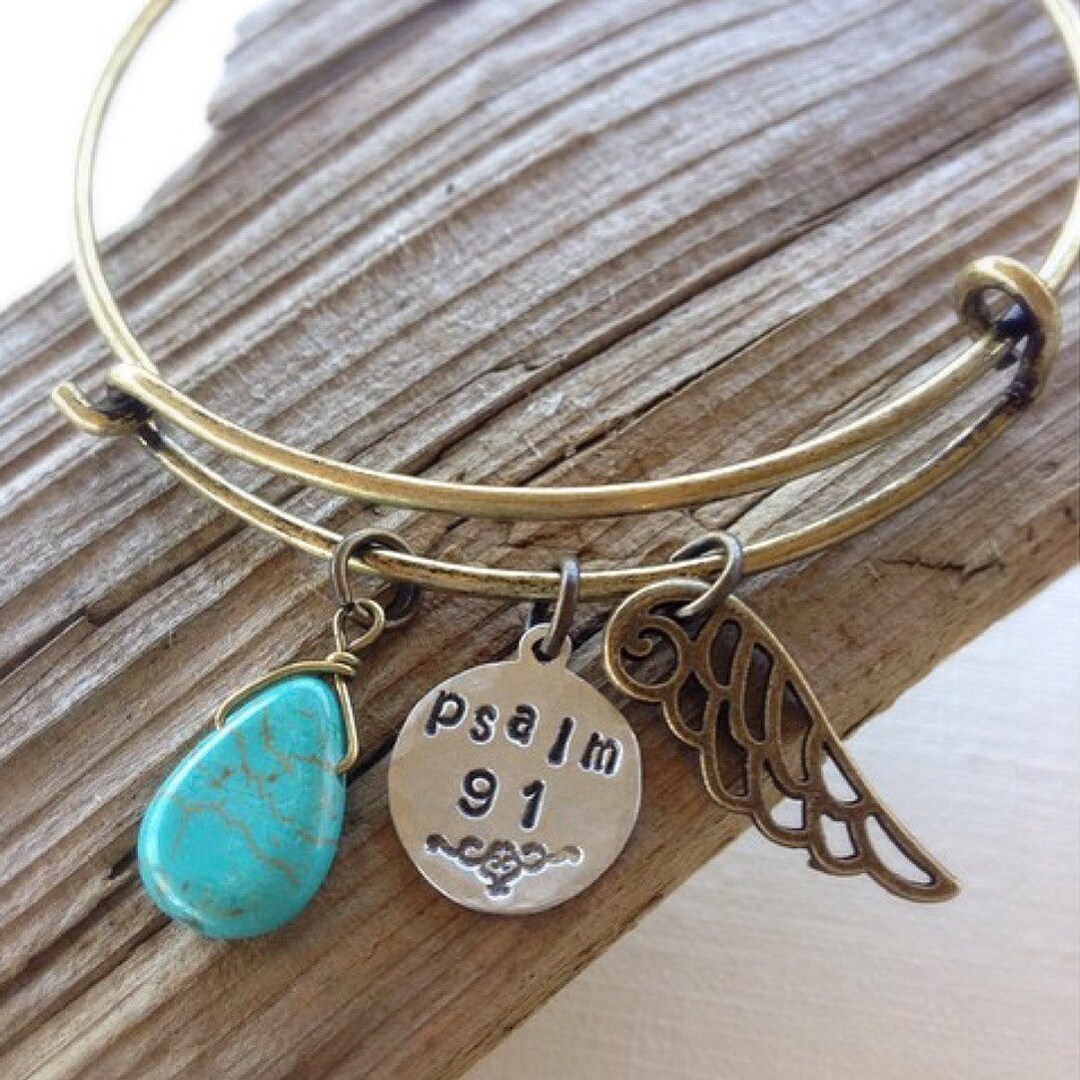 Psalm 91 under His Wings Charm Bracelet - Etsy