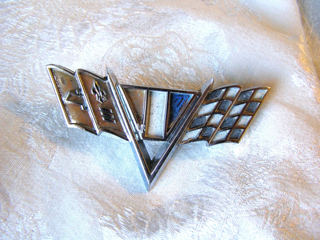 Vintage Chevy Impala V Crossed Flag Emblem Part No 3840318 1 - Etsy