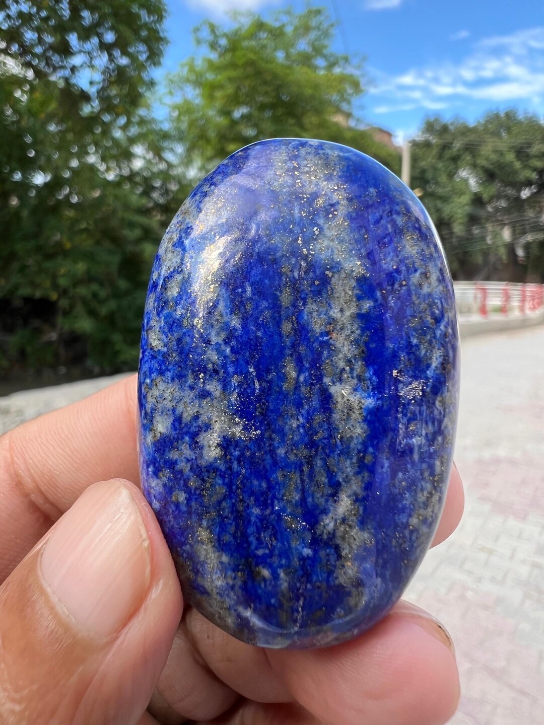Lapis Lazuli Palmstone: Royal Blue Crystal With Pyrite (62g ...