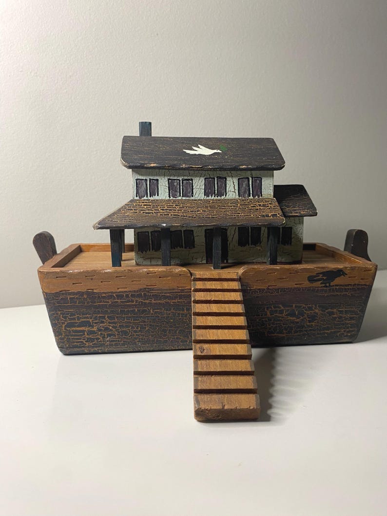 Vintage 1990s Ganz Wooden Noah’s Ark Box | Decorative Storage With ...
