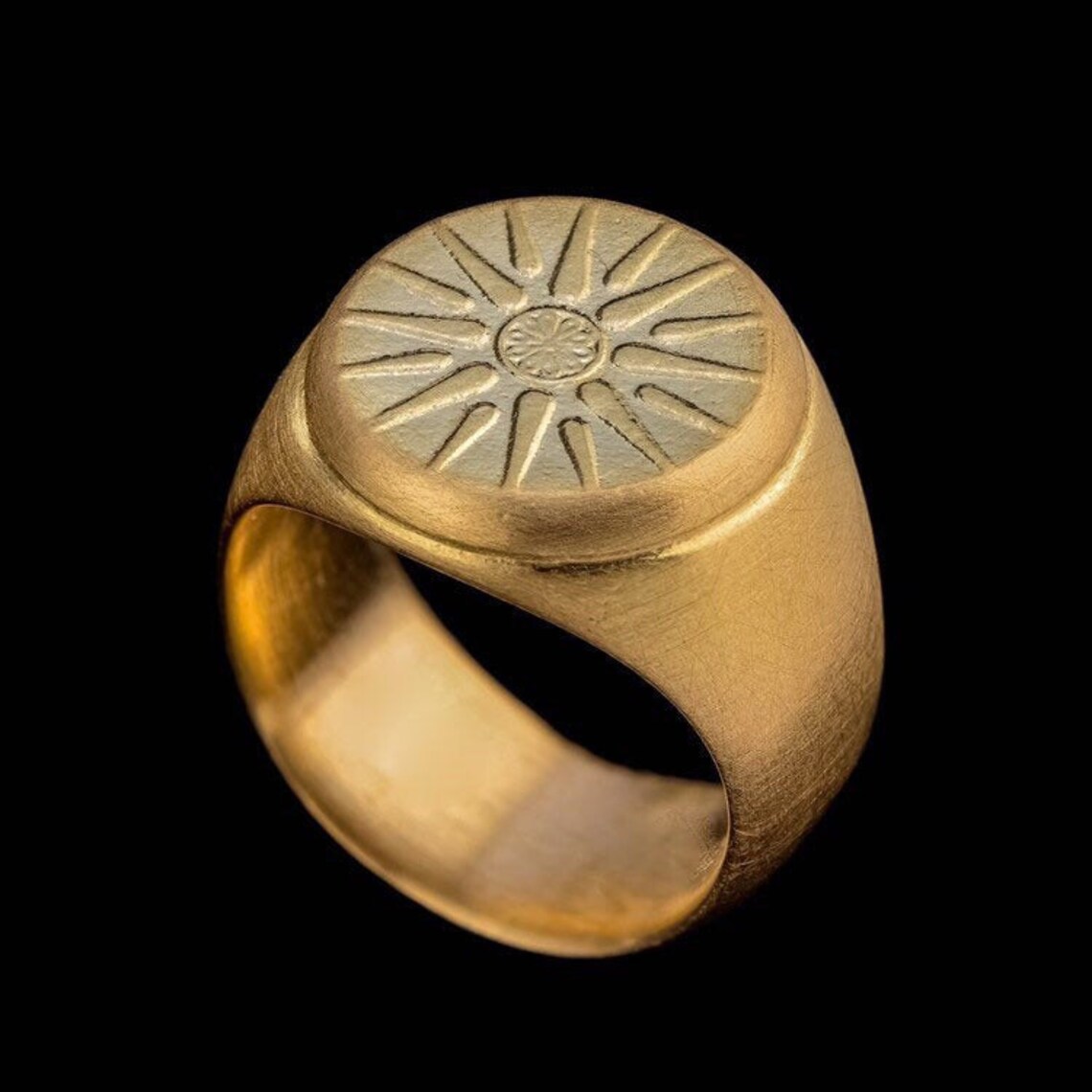 18k Solid Gold Pinky Ring, Sunny Star Statement Ring, 18k Signet Ring ...