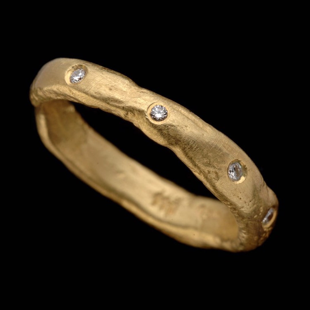 Natural Rough Looking 18k Solid Gold Ring With 9 Diamonds Set Around ...