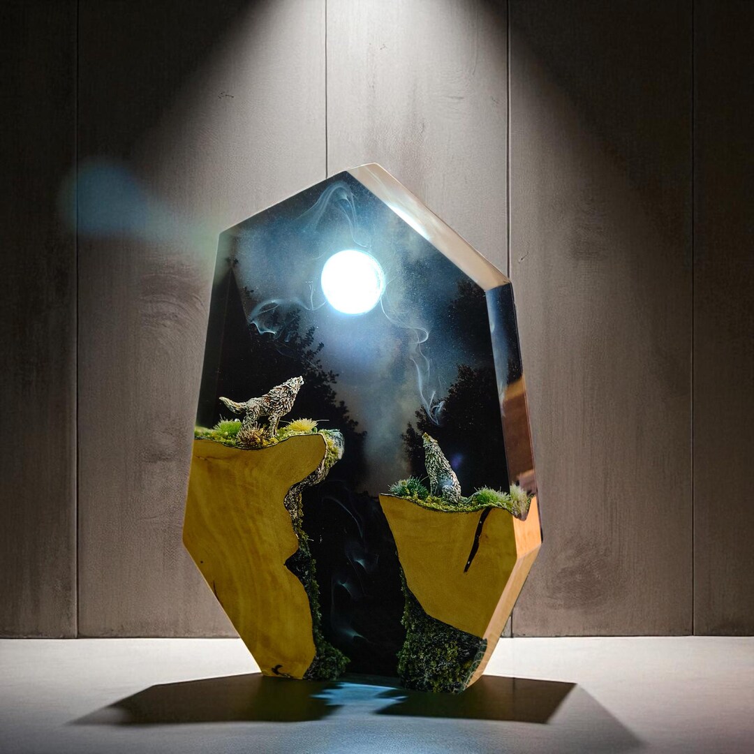Silver Wolf Resin Lamp – Handmade Epoxy Wolf Night Light, Northern ...