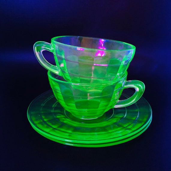 Tea Cups & Sets DEPRESSION GLASS Tea Cups Set of 6 Green Glass Cups ...