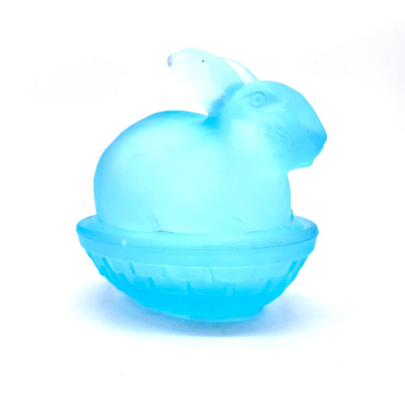 Vingage L.E. Smith Frosted Blue Glass Rabbit / Bunny on | Etsy