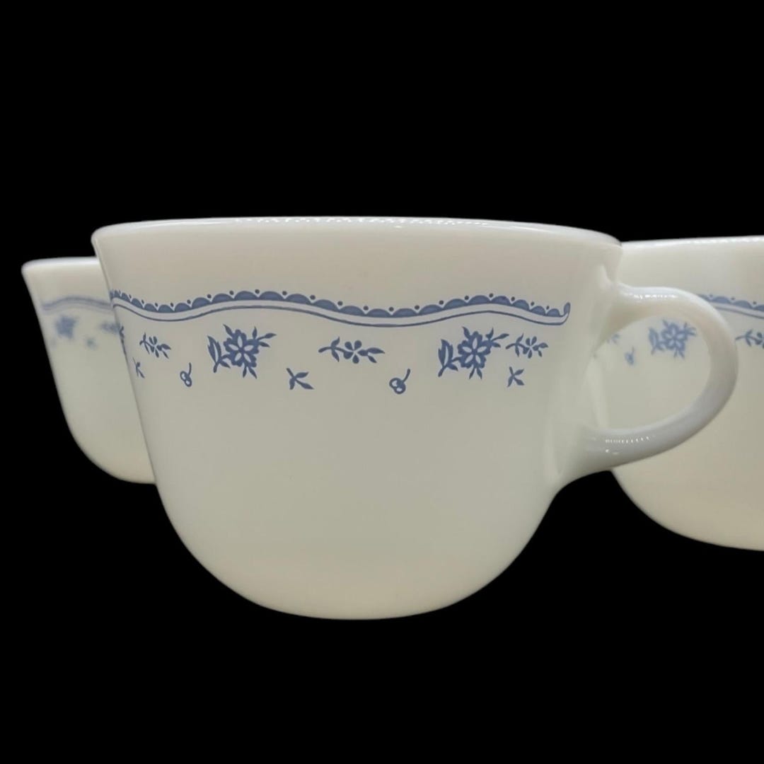 Vintage - Pyrex "morning Blue" - Floral Milk Glass Coffee / Tea Mugs ...