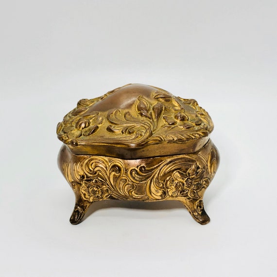 vintage hinged pot metal - Gem